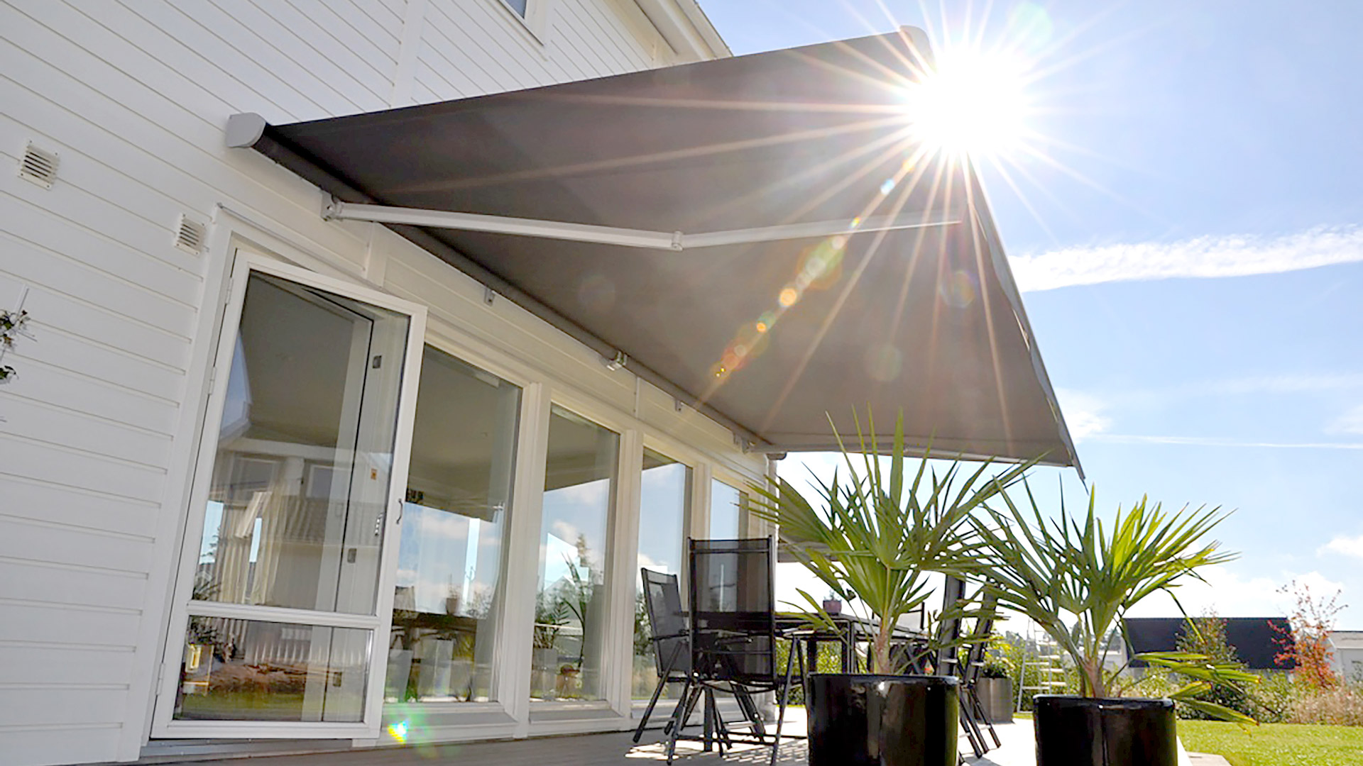 Select Terrassmarkis - en mångsidig och robust markis | Växjö Markisfabrik